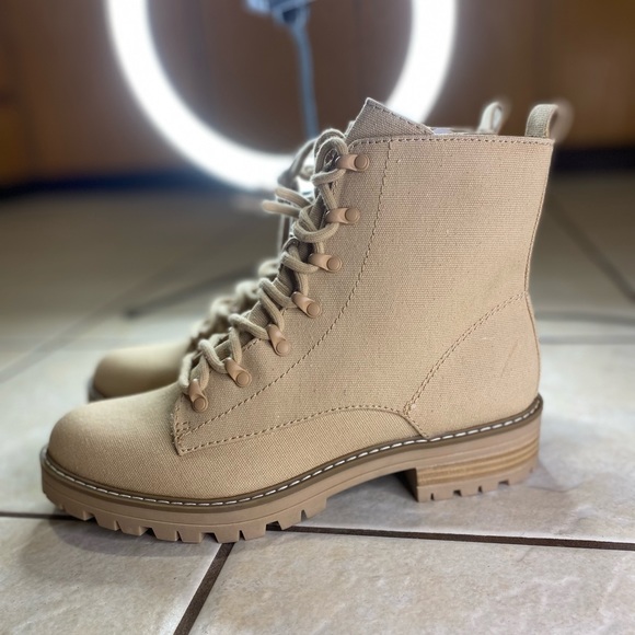 Universal Thread | Shoes | Universal Thread Womens Parker Lace Up ...